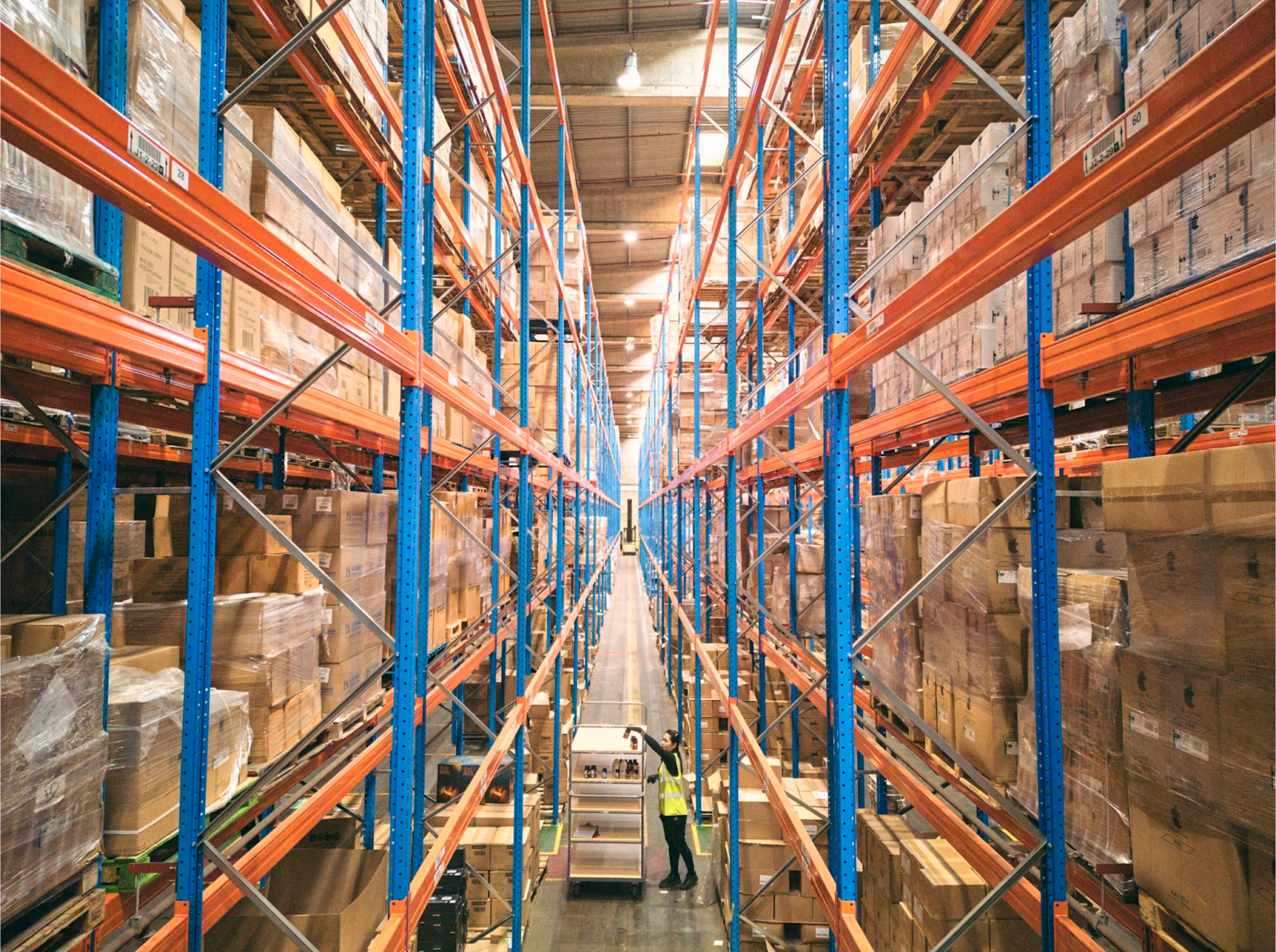 5 Ways to Optimise Your eCommerce Logistics - EAS